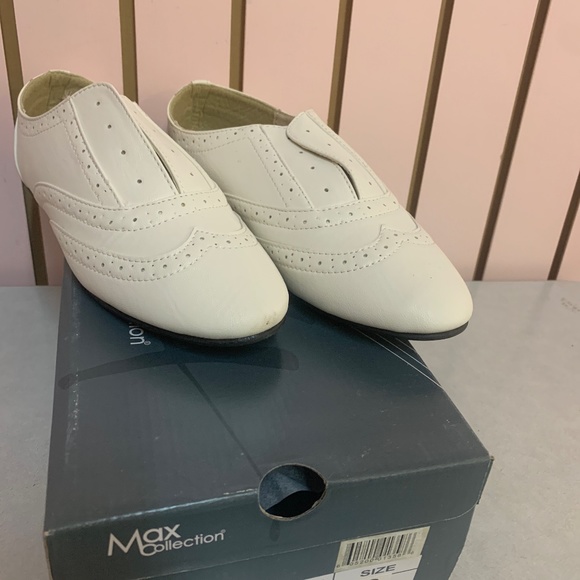 Max Collection | Shoes | Off White Dress Shoe Size 8 | Poshmark
